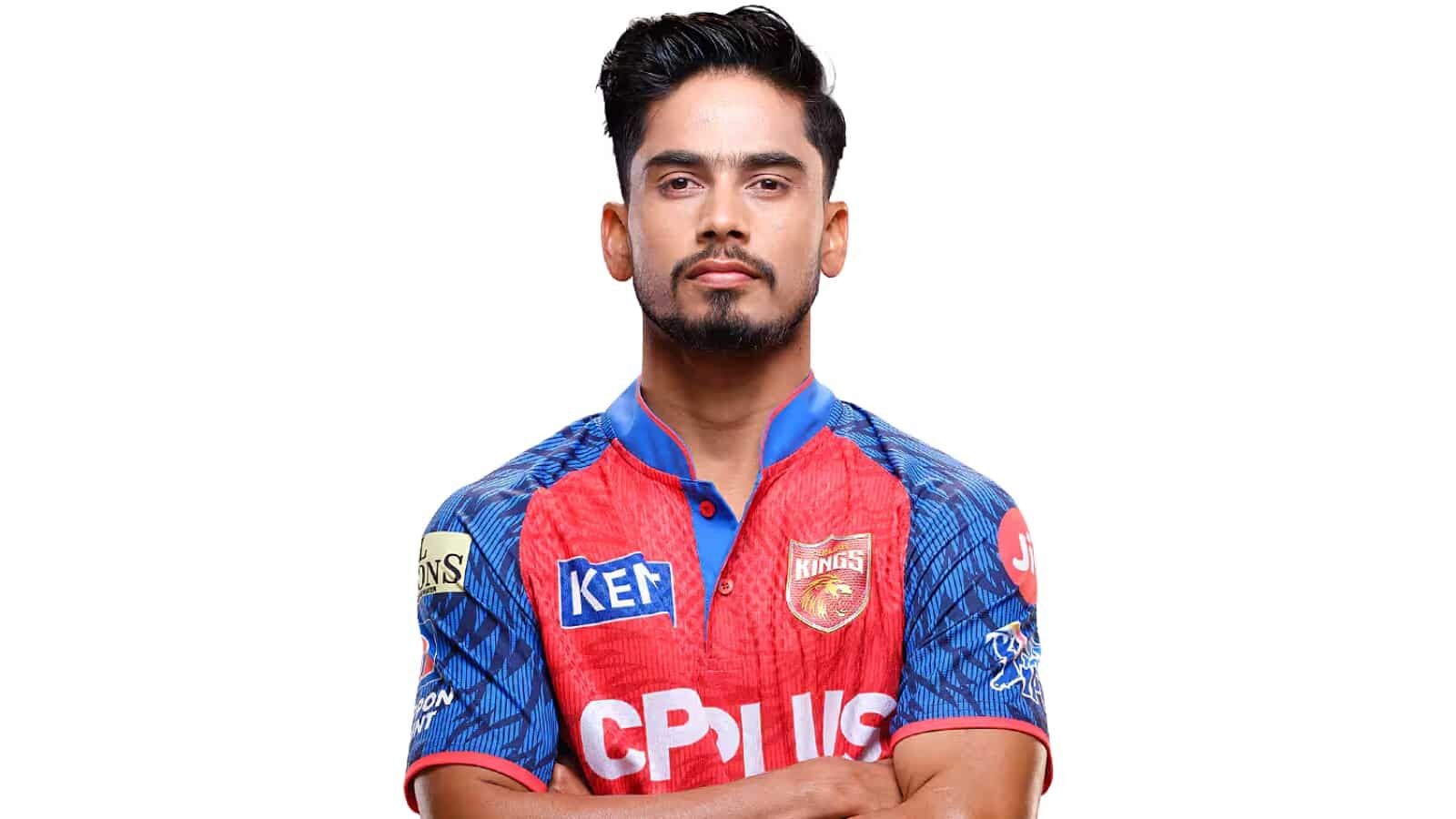 कौन हैं Praveen Dubey? लेग स्पिन और धैर्य से पहचान बनाने वाला अनदेखा ...