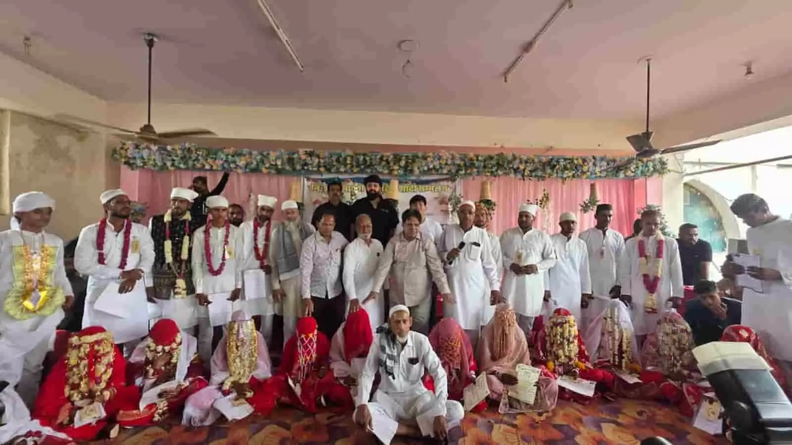 भीलवाड़ा: मंसूरी ब्रदर्स के सामूहिक विवाह सम्मेलन में 12 जोड़ों का ...