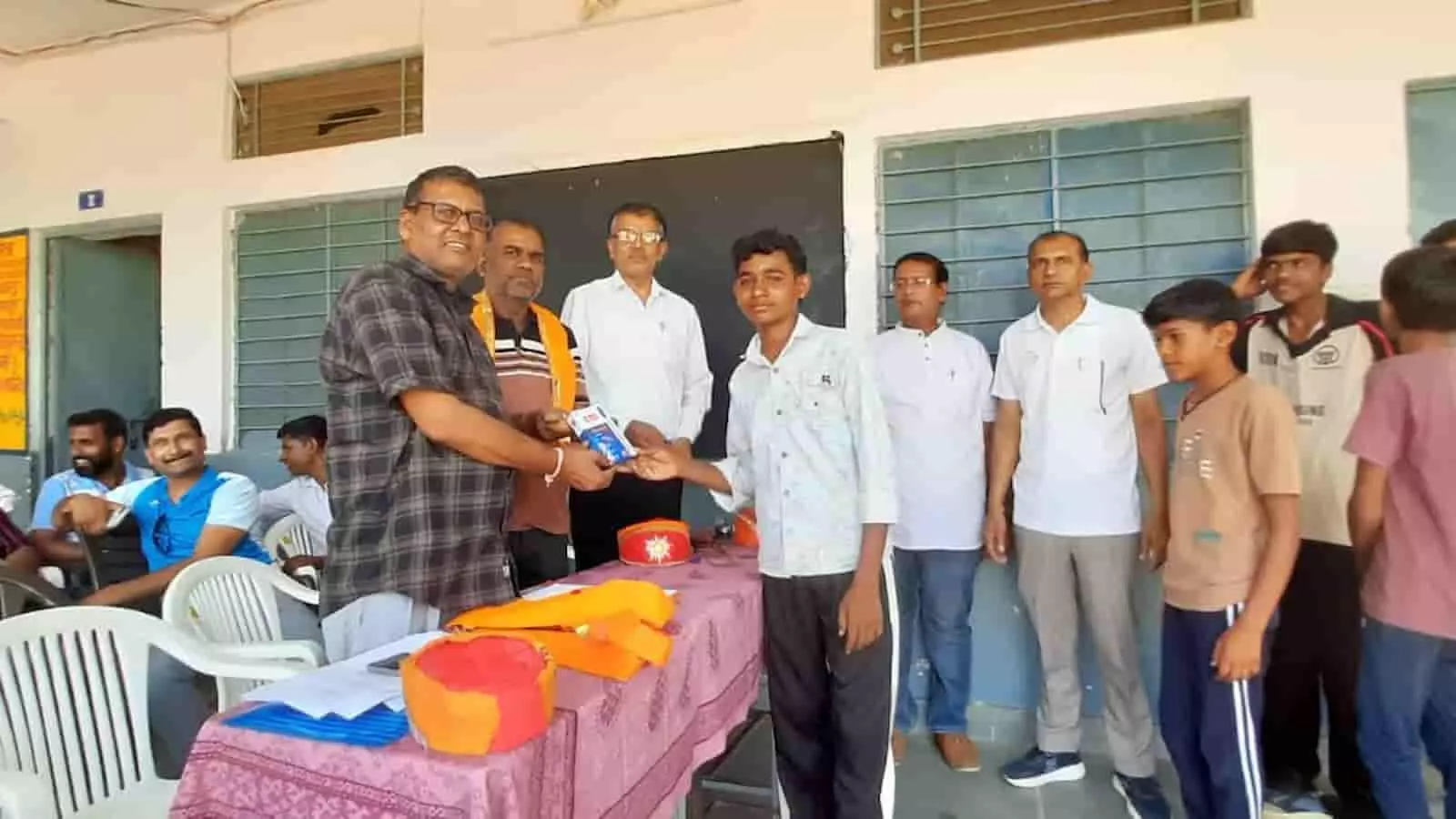झाडोल: राजस्थान पब्लिक स्कूल में 'वंदे गंगा' जल संरक्षण पर प्रतियोगिता ...