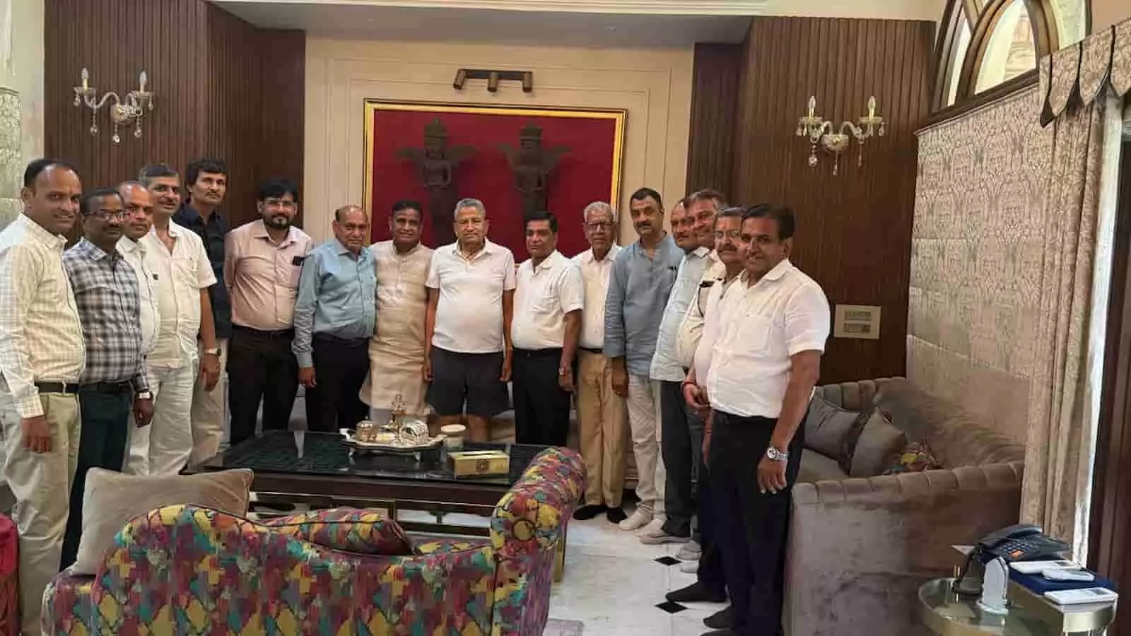 नगर सभा के पदाधिकारियों ने रामपाल जी सोनी के नेतृत्व पर जताया भरोसा ...