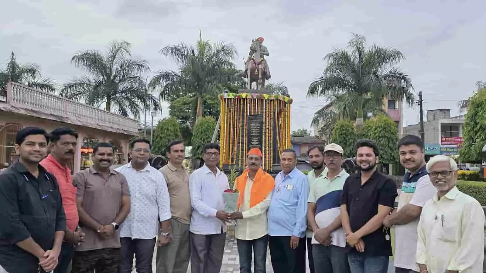 प्रफुल्ल कांबळे को मिला राष्ट्रीय आदर्श समाजसेवक पुरस्कार, मुरगूड में ...